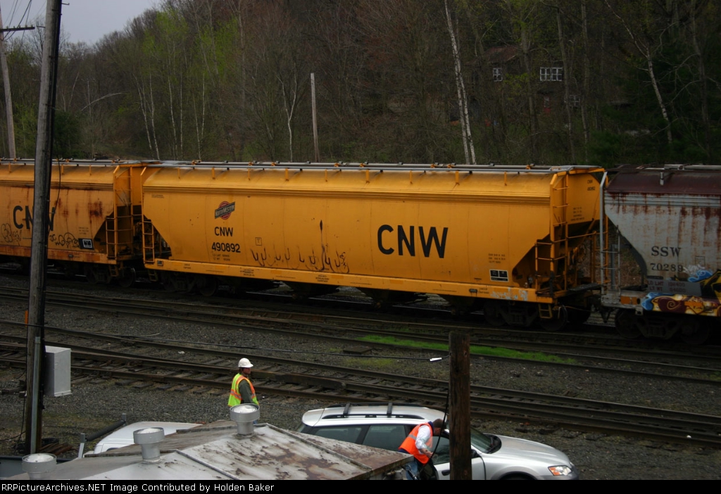 CNW 490892